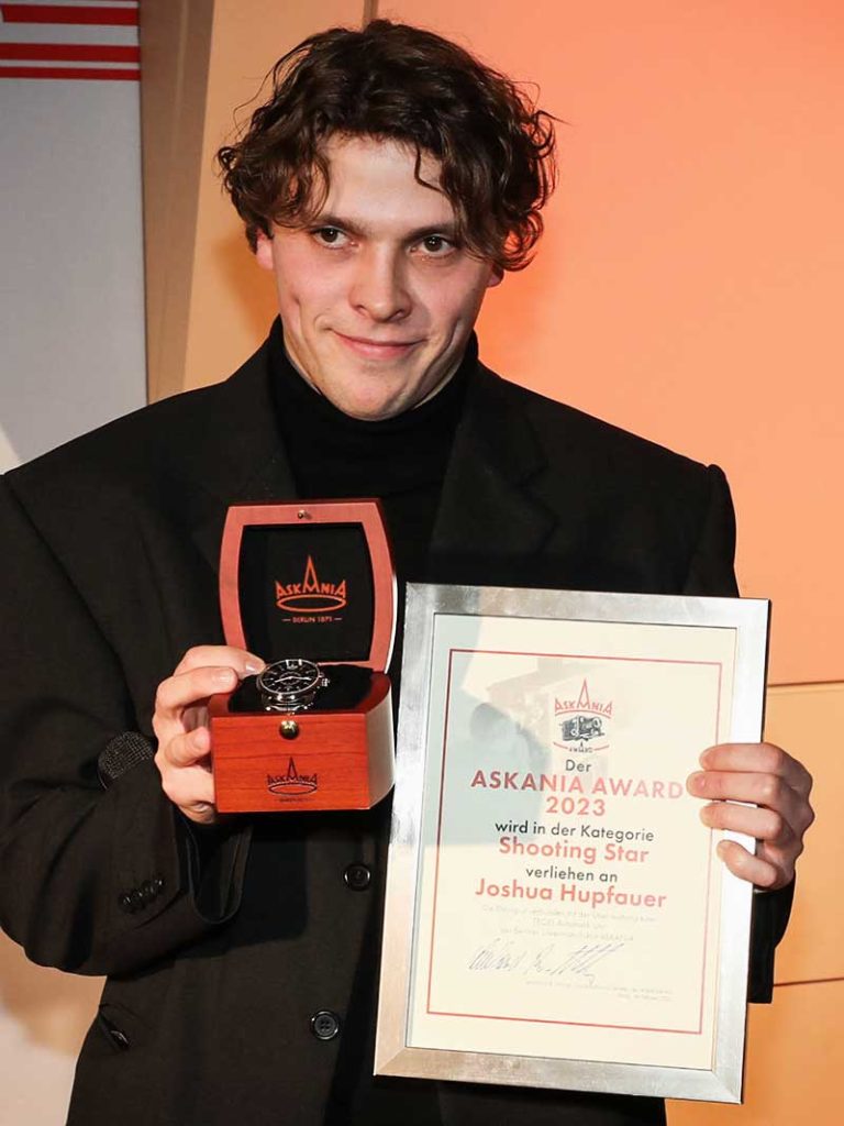 award-23-joshua-hupfauer-01 - ASKANIA UHRENMANUFAKTUR